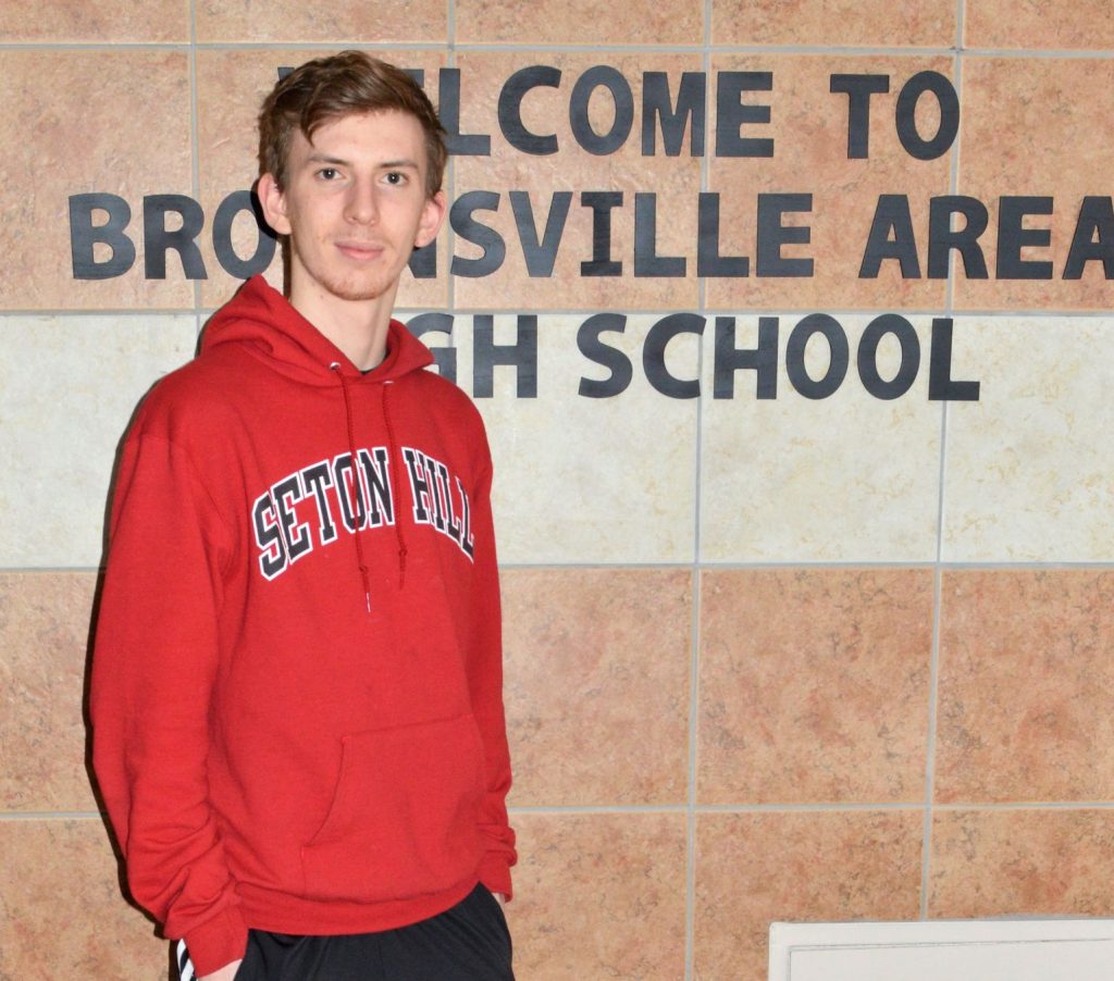 Brownsville selects Seto, Waqanivalu as Winter Scholar-Athletes ...